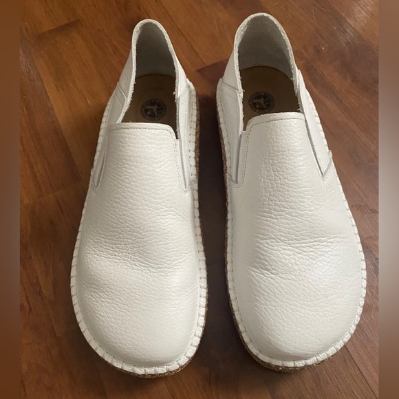 Birkenstock | Shoes | Womens Birkenstock Callan White Pebbled Leather ...